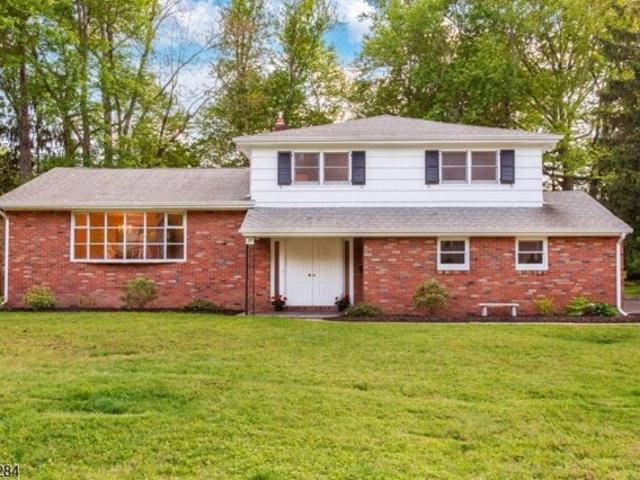Robbins Ave, Berkeley Heights Twp, Home For Sale