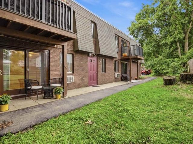 Robert Ct Apt C, Manchester, Condo For Sale