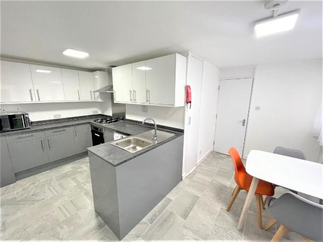 Robert Street, Euston NW1, 5 bed maisonette to rent, £7,367 pcm | PrimeLocation