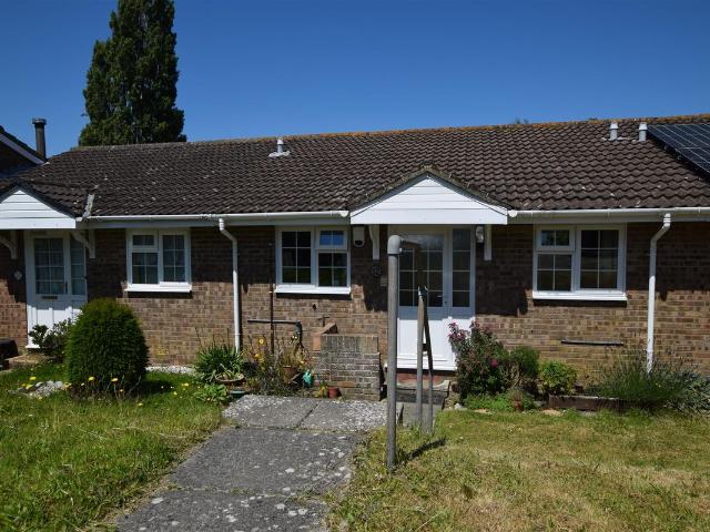 Robert Tressell Close, Hastings TN34, 2 bed bungalow to rent, £1,200 pcm | PrimeLocation