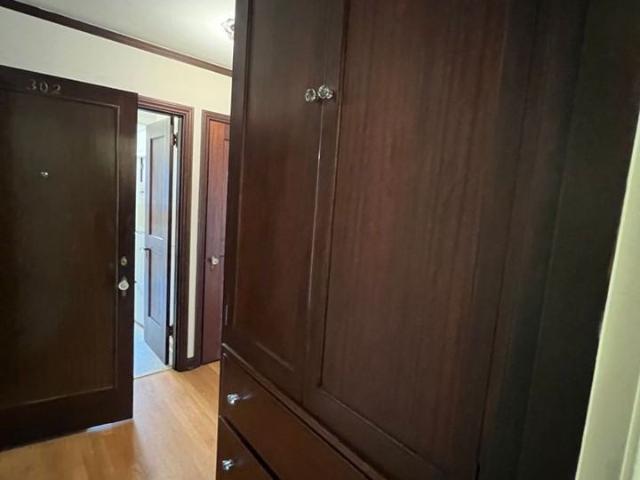 Roberta Carol 1 Bedroom Apartment for Rent at 1115 Ne 43rd St, Seattle, WA 98105 University District