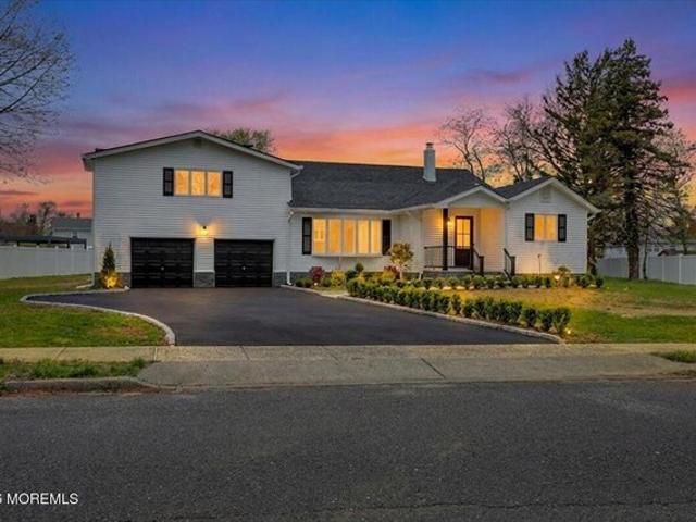 Roberta Dr, Middletown, Home For Sale