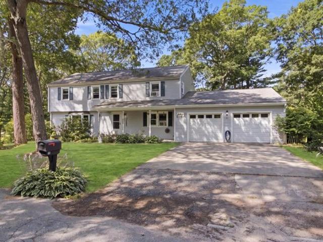 Roberta Dr, Buzzards Bay, Home For Sale