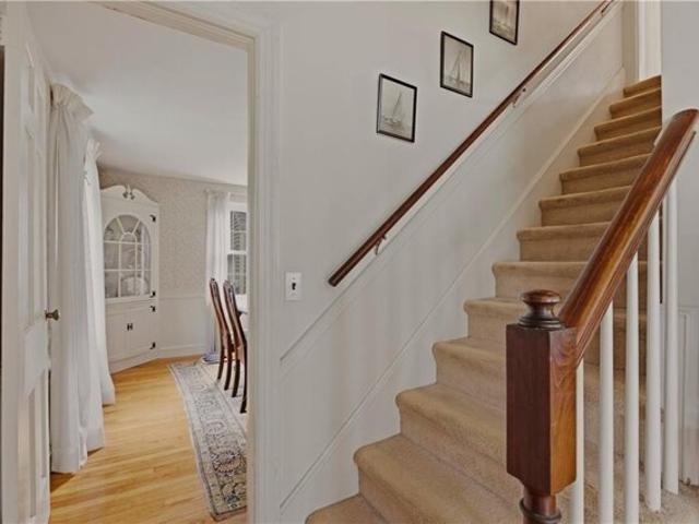 Roberta Dr, Barrington, Home For Sale