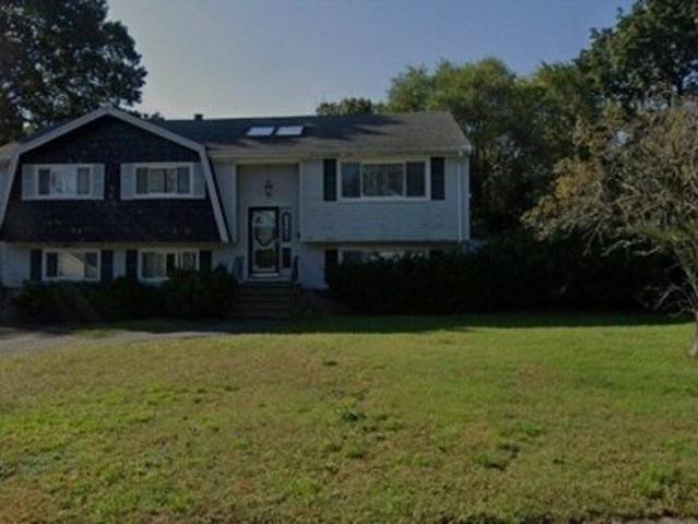 Roberts Ave, Holbrook, Home For Sale