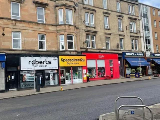 Roberts Hair Design, Duke Street, Glasgow, G31 1RD, United Kingdom | 4 bed apartment for rent #167387481 | Rentberry