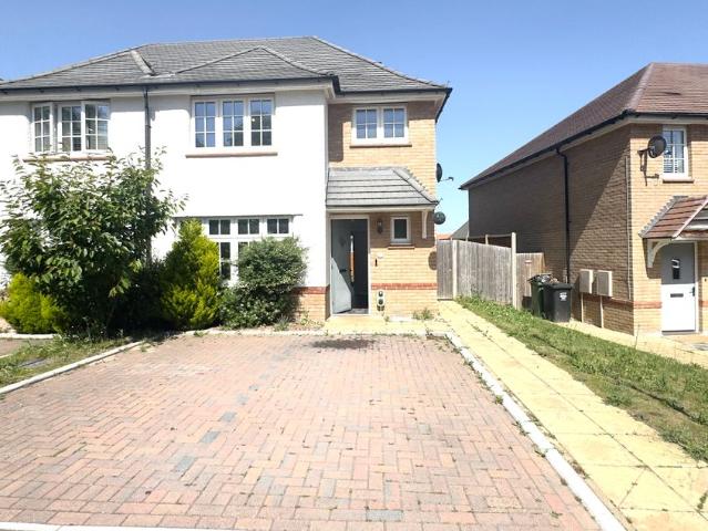 Roberts Lane, Ebbsfleet Valley DA10, 3 bed semi detached house to rent, £2,300 pcm | PrimeLocation