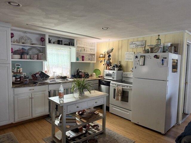 Roberts Park Rd, Holland, Home For Sale