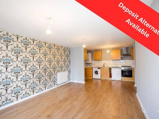 Roberts Place, Dagenham RM10 2 bed apartment to rent £1,650 pcm £381 pw
