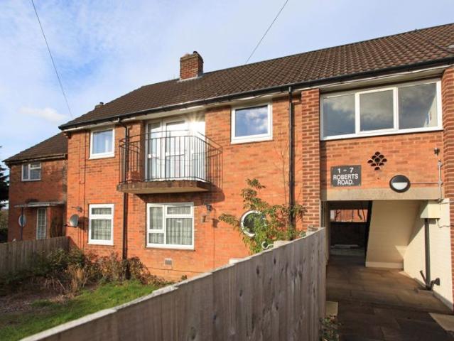 Roberts Road, Telford TF7, 2 bed flat to rent, £750 pcm | PrimeLocation