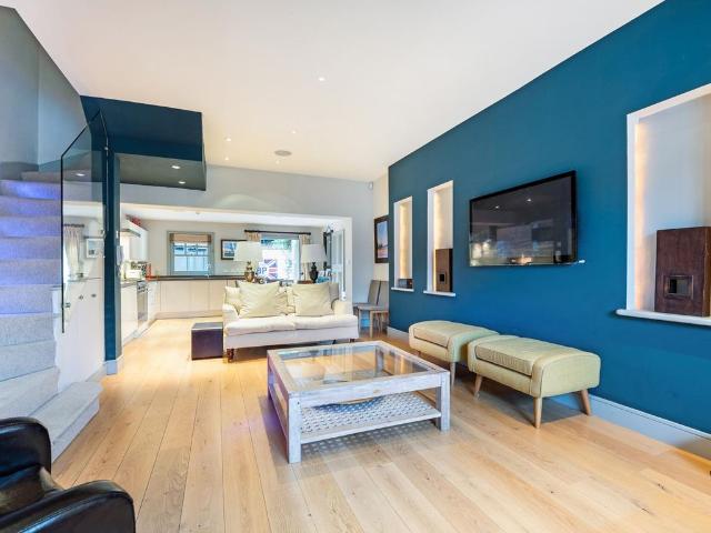 Robertson Street SW8, 4 bed property to rent, £5,500 pcm | PrimeLocation