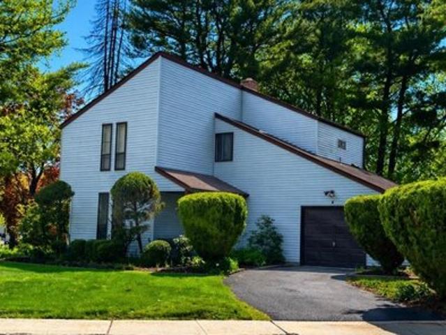 Robertson Rd, East Windsor, Home For Sale