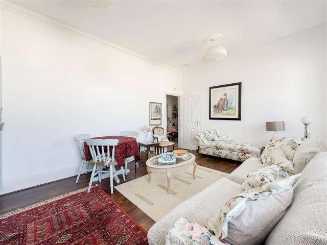 Robertson Terrace, Hastings, TN34