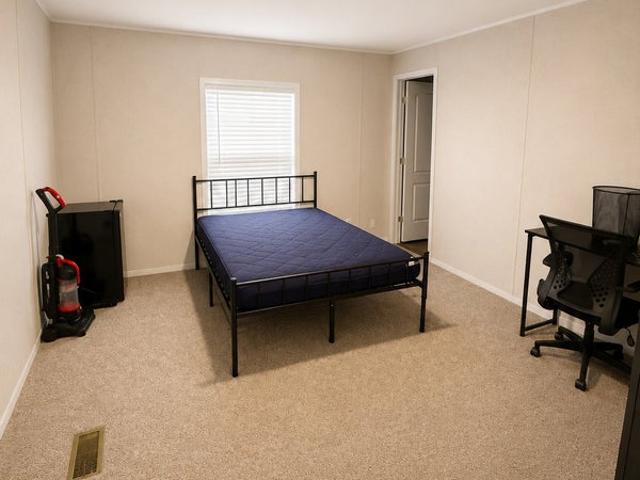 Robin Unit 3 ROOM RENTAL