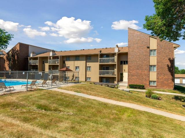 Robin Hill 1 Bedroom Apartment for Rent at 2000 Westown Pkwy, West Des Moines, IA 50265