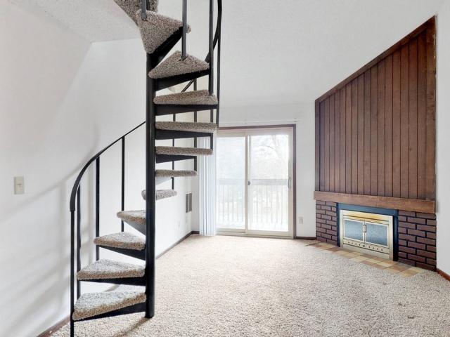Robin Hill 2 Bedroom Apartment for Rent at 2000 Westown Pkwy, West Des Moines, IA 50265