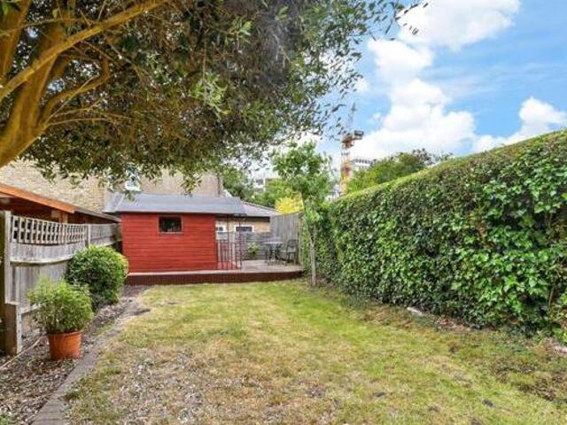 Robin Hood Lane, Sutton, 4 Bedroom Semi detached