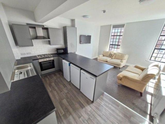 Robin Hood Street 5 bed house share to rent £3,140 pcm £725 pw