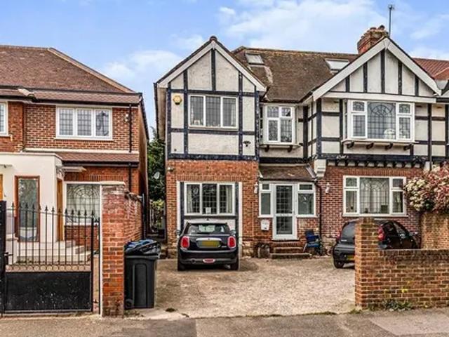Robin Hood Way, London, SW15 3QE, United Kingdom | 3 bed house for rent #124819186 | Rentberry