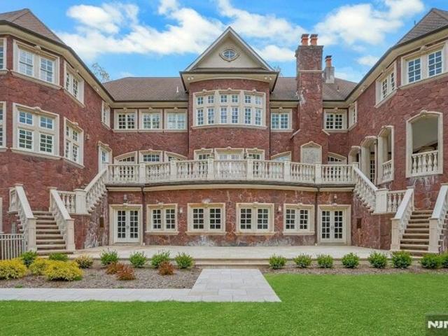 Robin Ln, Alpine, Home For Sale