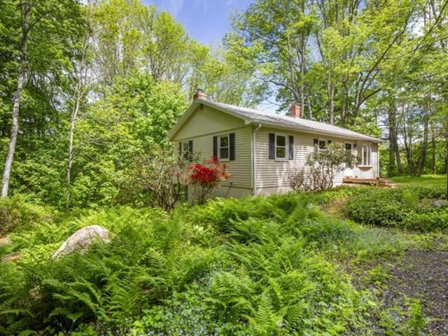 Robin Rd, Edgecomb, Home For Sale