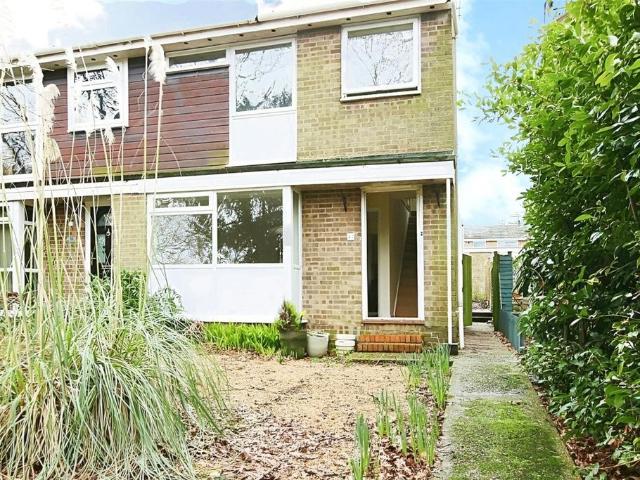 Robinia Green, Hampshire SO16 3 bed end of terrace house to rent £1,550 pcm £358 pw