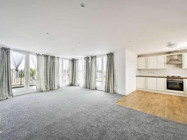 Robinson Road, Colliers Wood, SW17