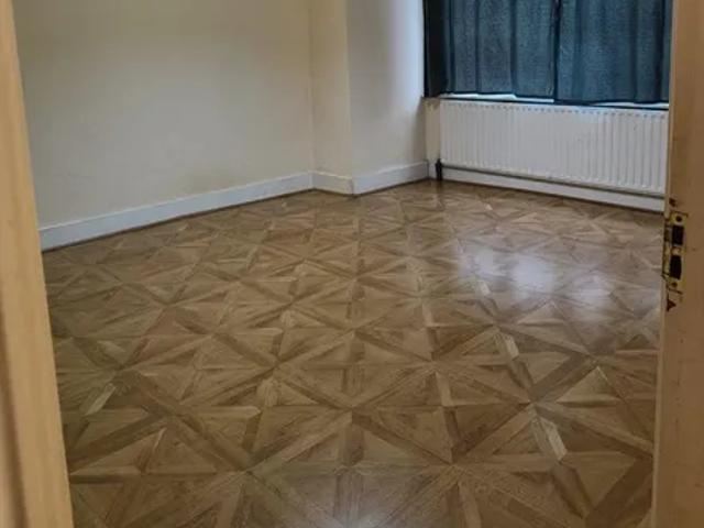 Robinson Road, London, SW17 9DS, United Kingdom | 4 bed townhouse for rent #140962180 | Rentberry
