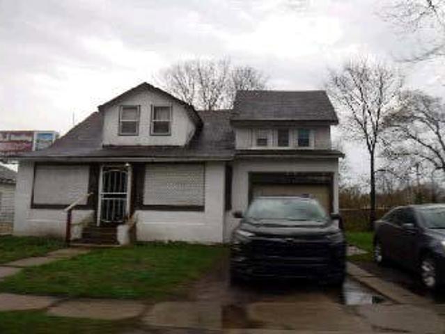 Robinson St
