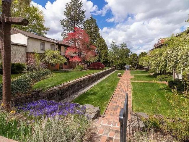 Robinwood 2 Bedroom Apartment for Rent at 217 W 9th Ave, Spokane, WA 99204 Cliff Cannon