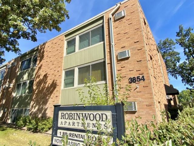 Robinwood Apartments 1 Bedroom Apartment for Rent at 3848 W Broadway Ave, Robbinsdale, MN 55422
