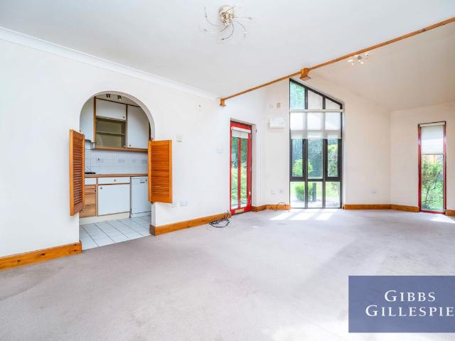 Robinwood Grove, Uxbridge UB8, 1 bed property to rent, £1,300 pcm | PrimeLocation