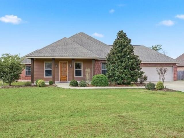 Robinwood Dr E, Moss Bluff, Home For Sale