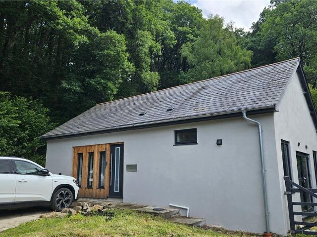 Roborough, Winkleigh, Devon EX19, 2 bed bungalow to rent, £1,100 pcm | PrimeLocation