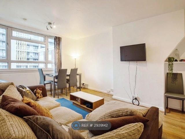 Robsart St, Brixton SW9, 3 bed flat to rent, £3,000 pcm | PrimeLocation