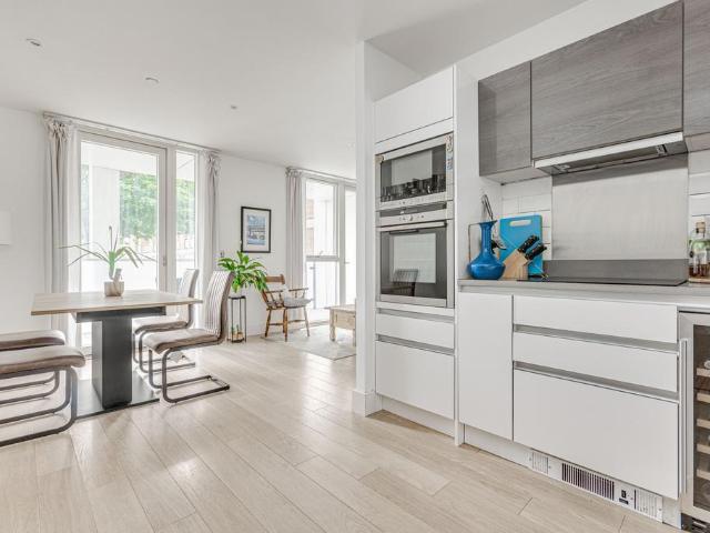 Robsart Street, Stockwell SW9 1 bed flat to rent £2,400 pcm £554 pw