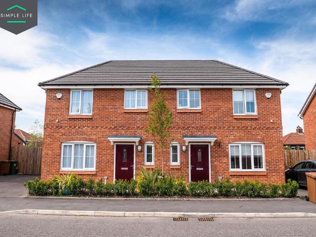 Roch Street, Rochdale, OL16 3 bed terraced house to rent £1,285 pcm £297 pw