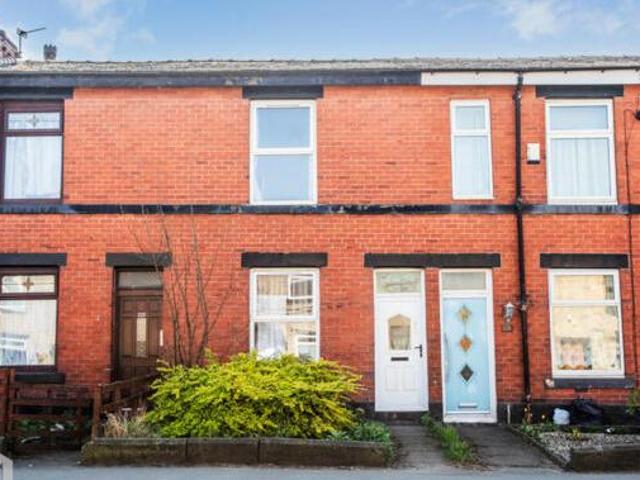 Rochdale Old Road, Bury, 2 Bedroom Terraced