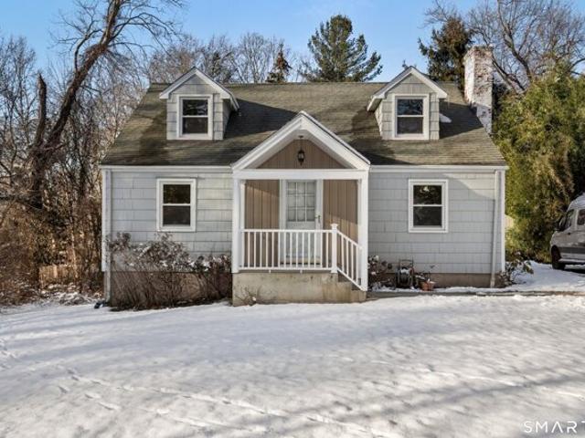 Rochelle Rd, Norwalk, Home For Sale
