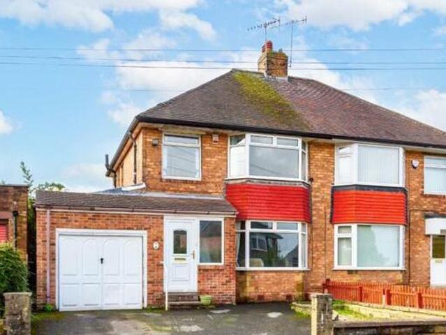 Rocher Close, Grenoside, 3 Bedroom Semi detached
