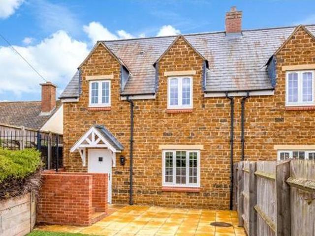 Rochester Close, Middleton Cheney, 3 Bedroom Semi detached