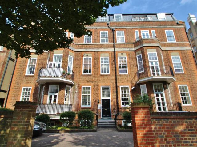 Rochester Gardens, Hove BN3, 1 bed flat to rent, £1,200 pcm | PrimeLocation