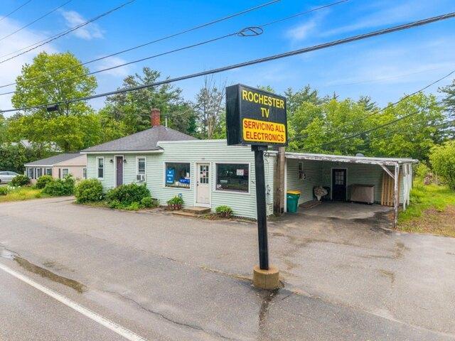 Rochester NH 03867 104571502