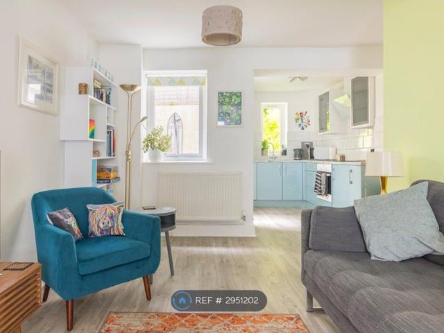 Rochester Street, Brighton BN2, 2 bed terraced house to rent, £1,700 pcm | PrimeLocation