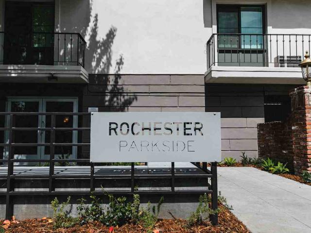 Rochester Parkside 1 Bedroom Apartment for Rent at 10989 Rochester Ave, Los Angeles, CA 90024 Westwood