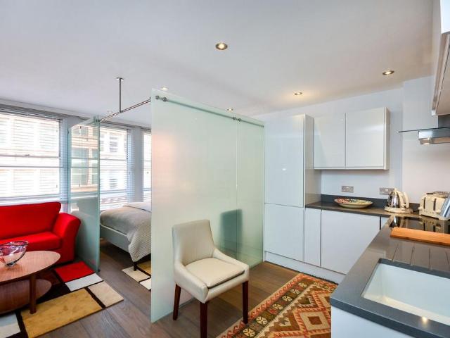Rochester Row, Westminster, London, SW1P 1 bed flat to rent £2,100 pcm £485 pw