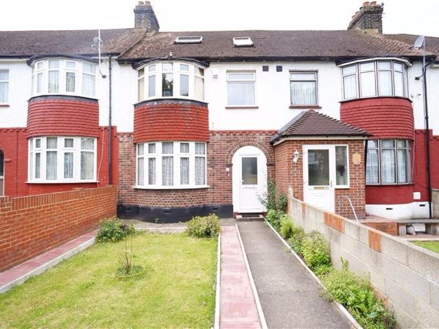Rochester Road, Gravesend DA12, 4 bed terraced house to rent, £1,650 pcm | PrimeLocation