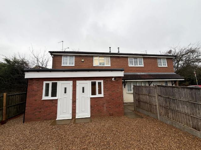 Rochford Drive, Luton LU2, 1 bed property to rent, £460 pcm | PrimeLocation