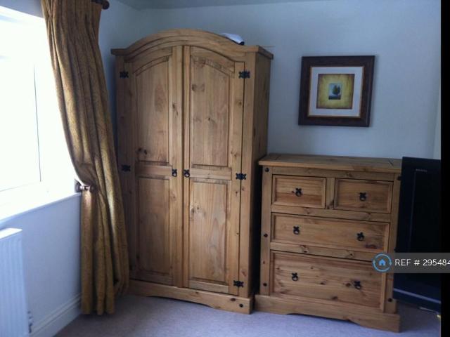 Rochford Road, Bishop's Stortford, CM23 Studio to rent £1,150 pcm £265 pw