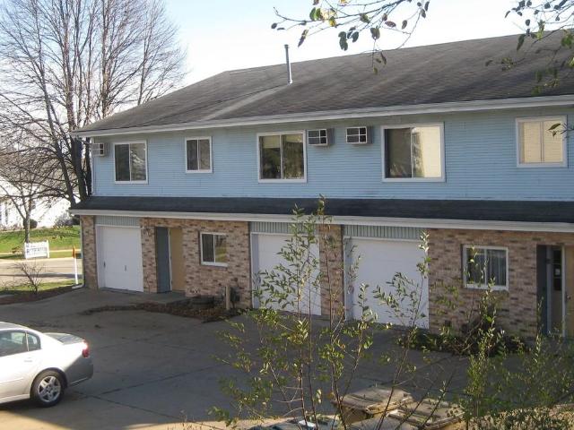 Rock Apartments, LLC 2 Bedroom Apartment for Rent at 2946 Cimarron Trl, Madison, WI 53719